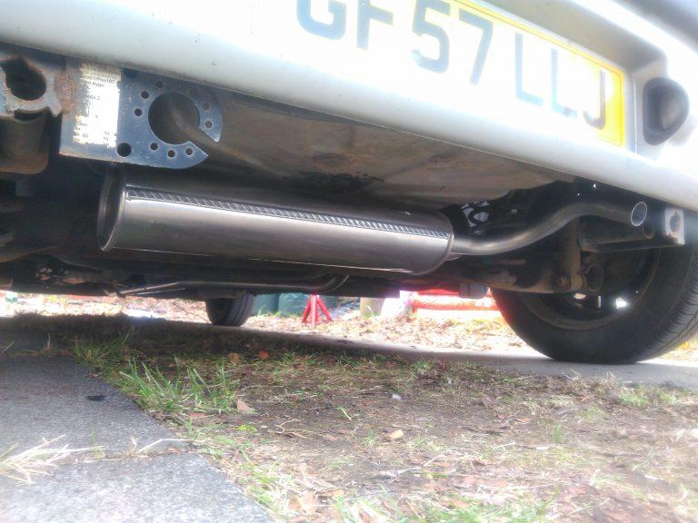 Replacing a Citroen C1 exhaust – Colonel Sponsz's Shared Items